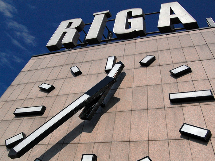 Rīgas stacijas pulkstenis