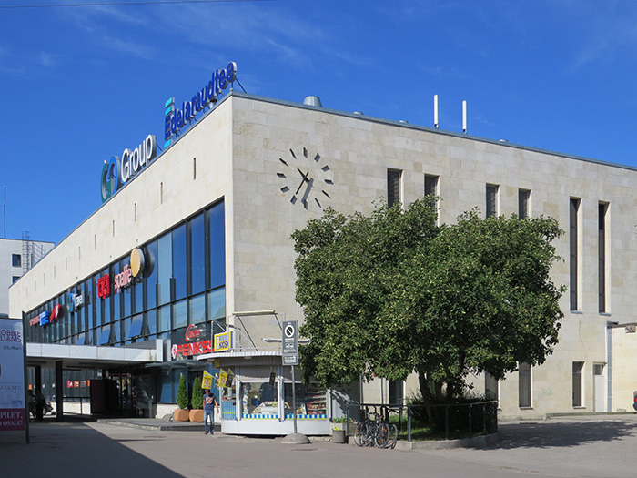 Autoostas pulkstenis, Tallina, Igaunija